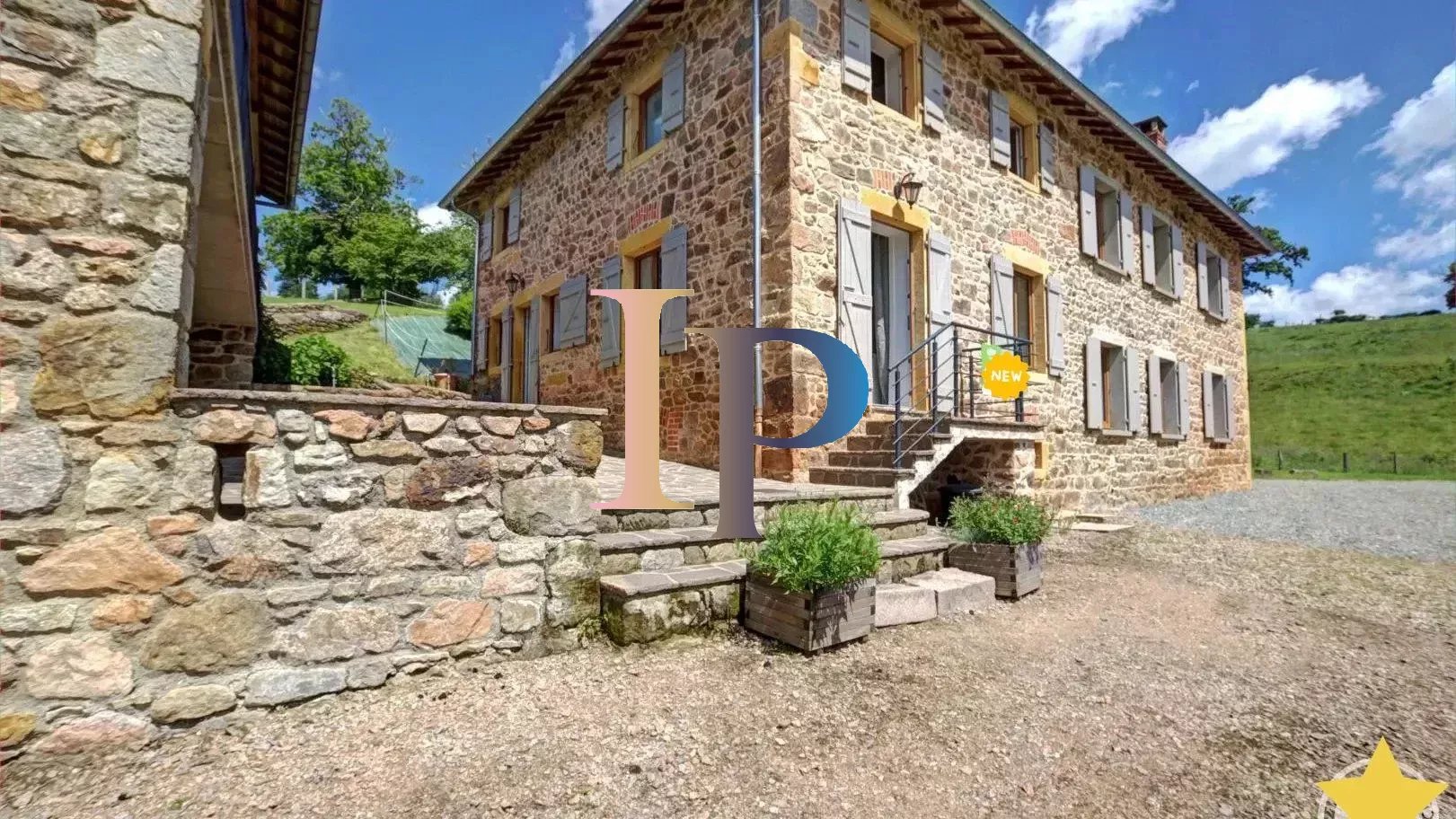 CHAUFFAILLES 5 MN MAISON EN PIERRE RENOVEE VUE EPOUSTOUFLANTE