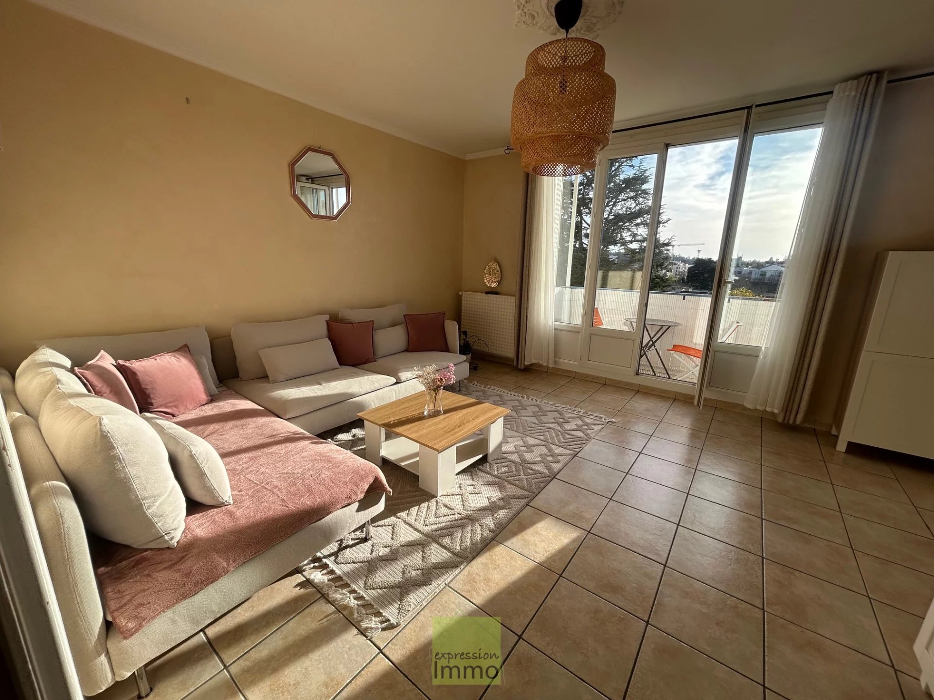 MEYZIEU T4 ASCENSEUR