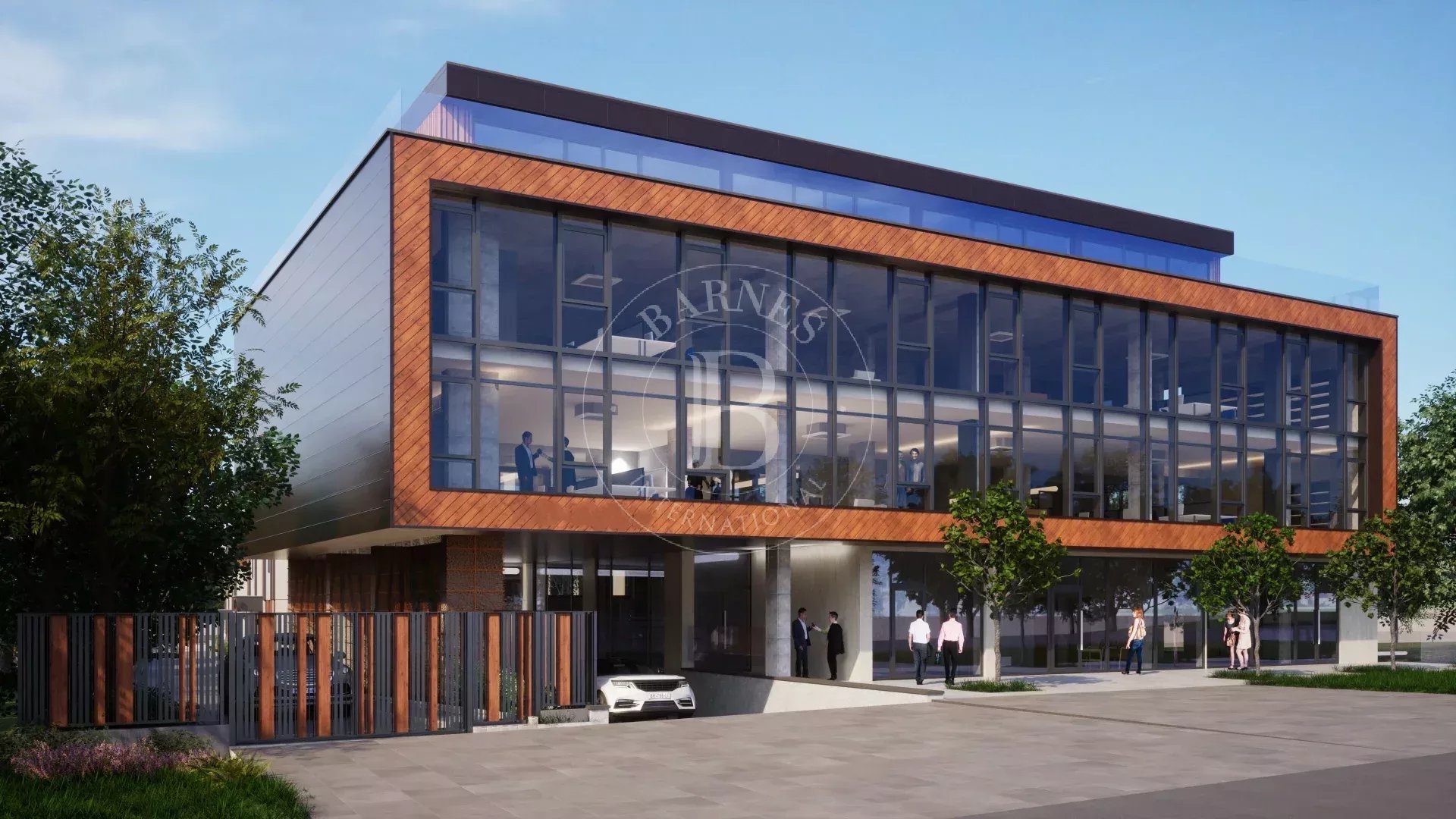 Four-storey business building for sale