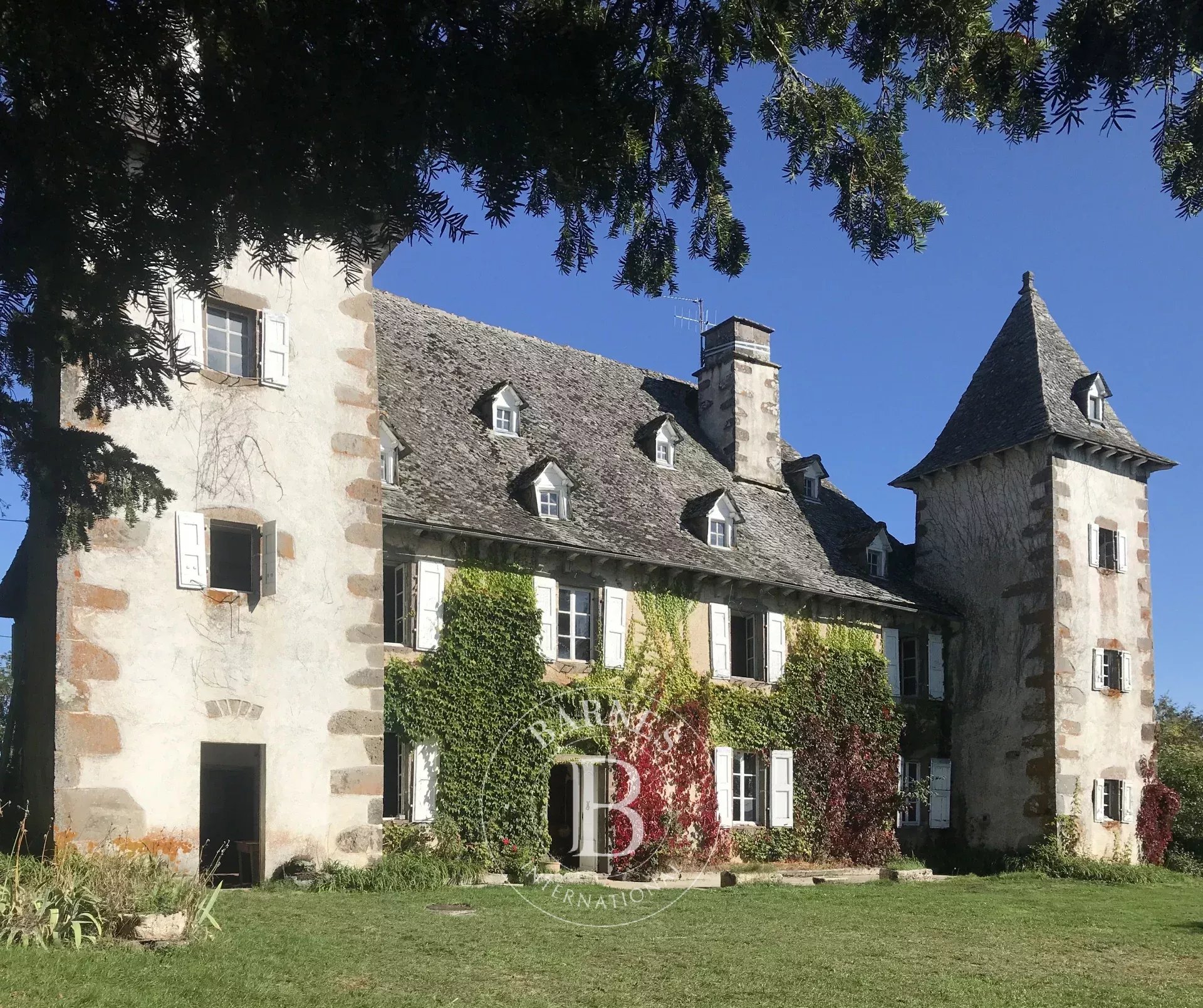 Châteaux à vendre en France - Barnes Propriétés et châteaux