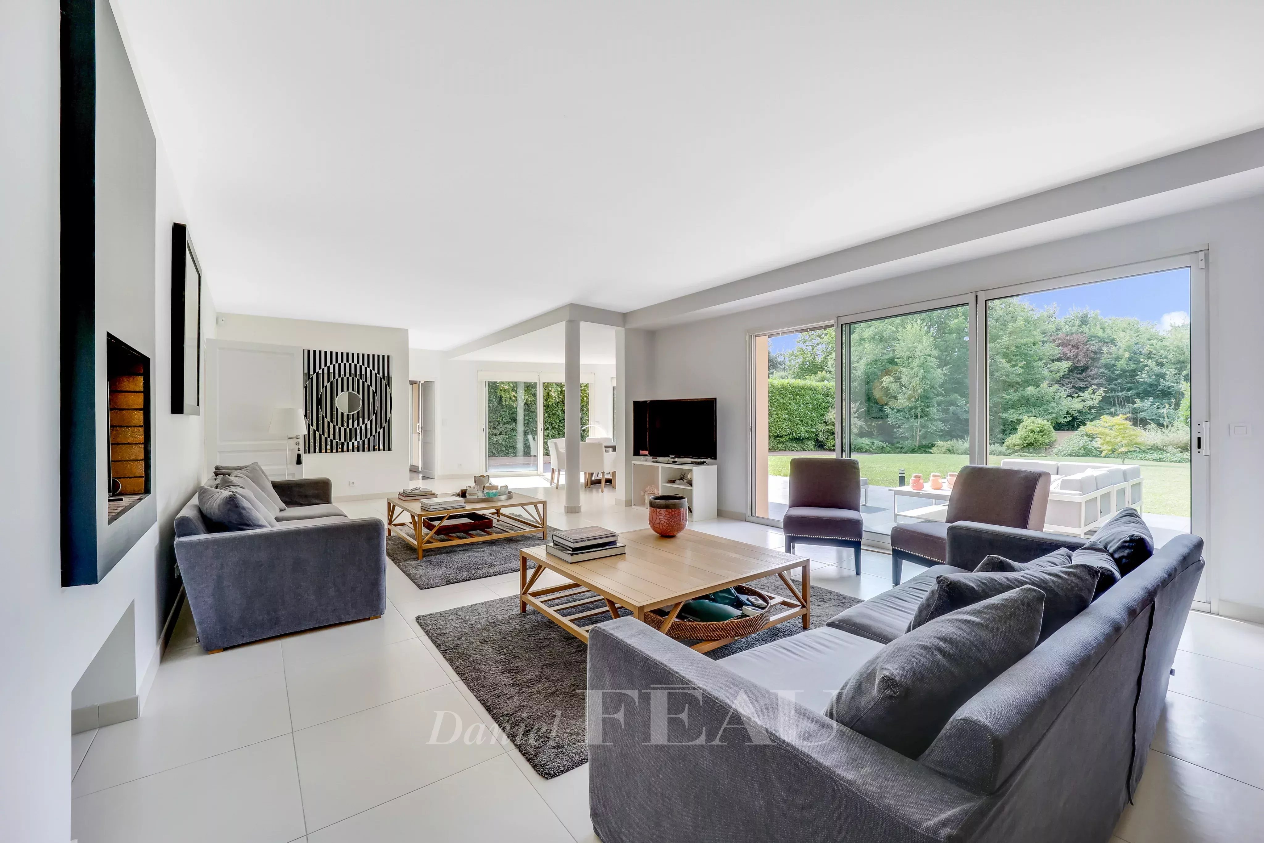 House for sale, La Celle-Saint-Cloud, 10 rooms, 264.89 m², ref 85083616