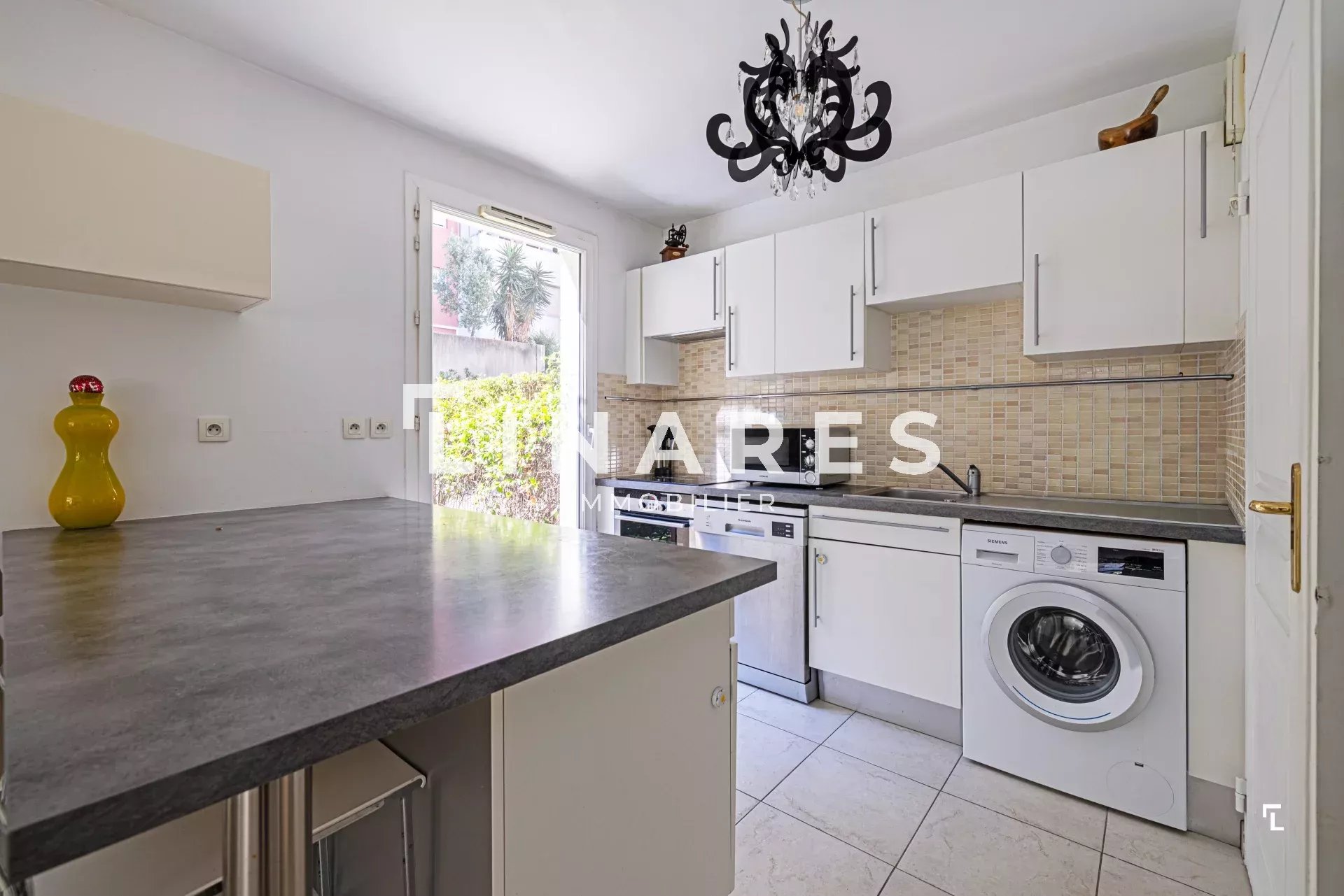 EDEN PRADO - Appartement T3 de 67m² - Jardin et terrasse - 13008 Carré d'Or