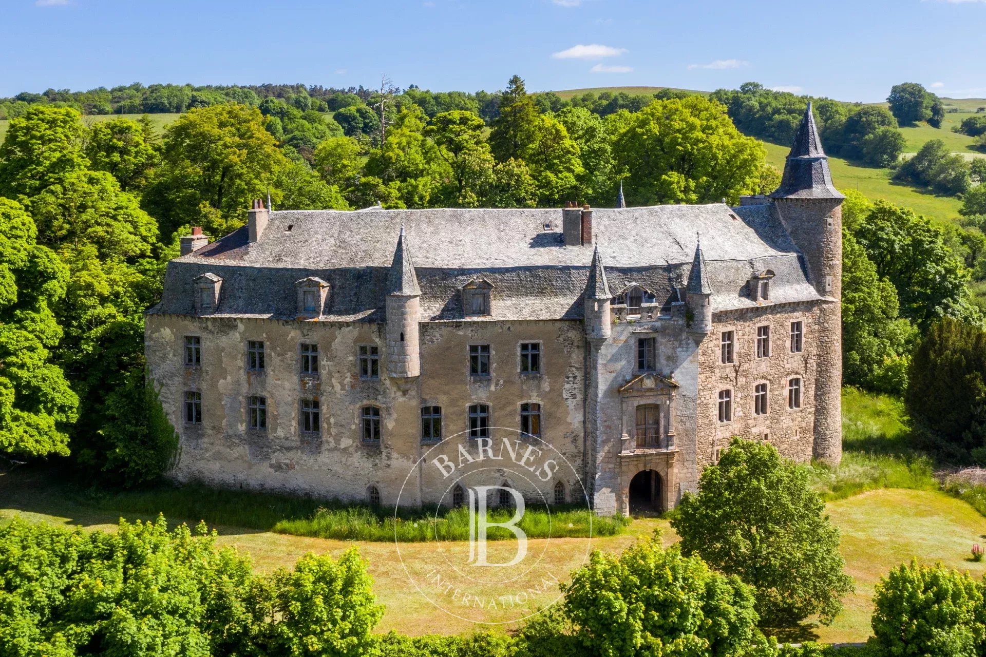 Maison à vendre 30 Pièces 1900 m2 Millau - 750 000